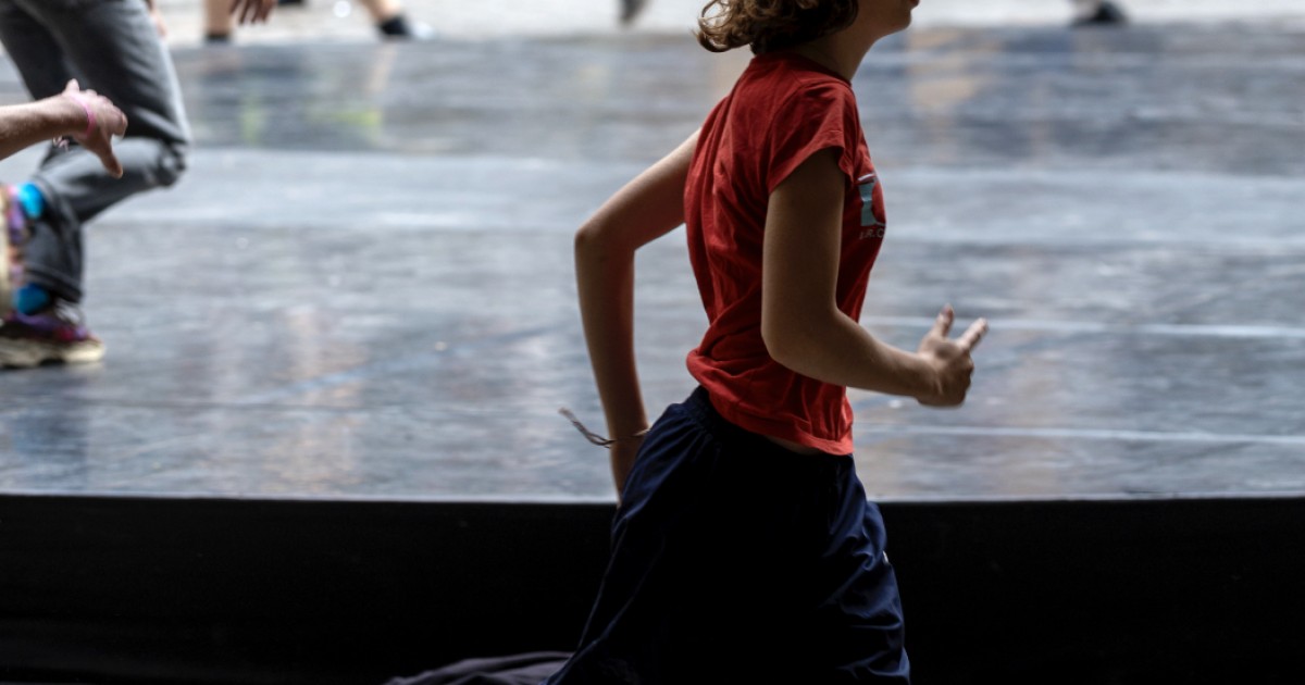 Giant class | Buru Isaac Mohlabane | Centre national de la danse